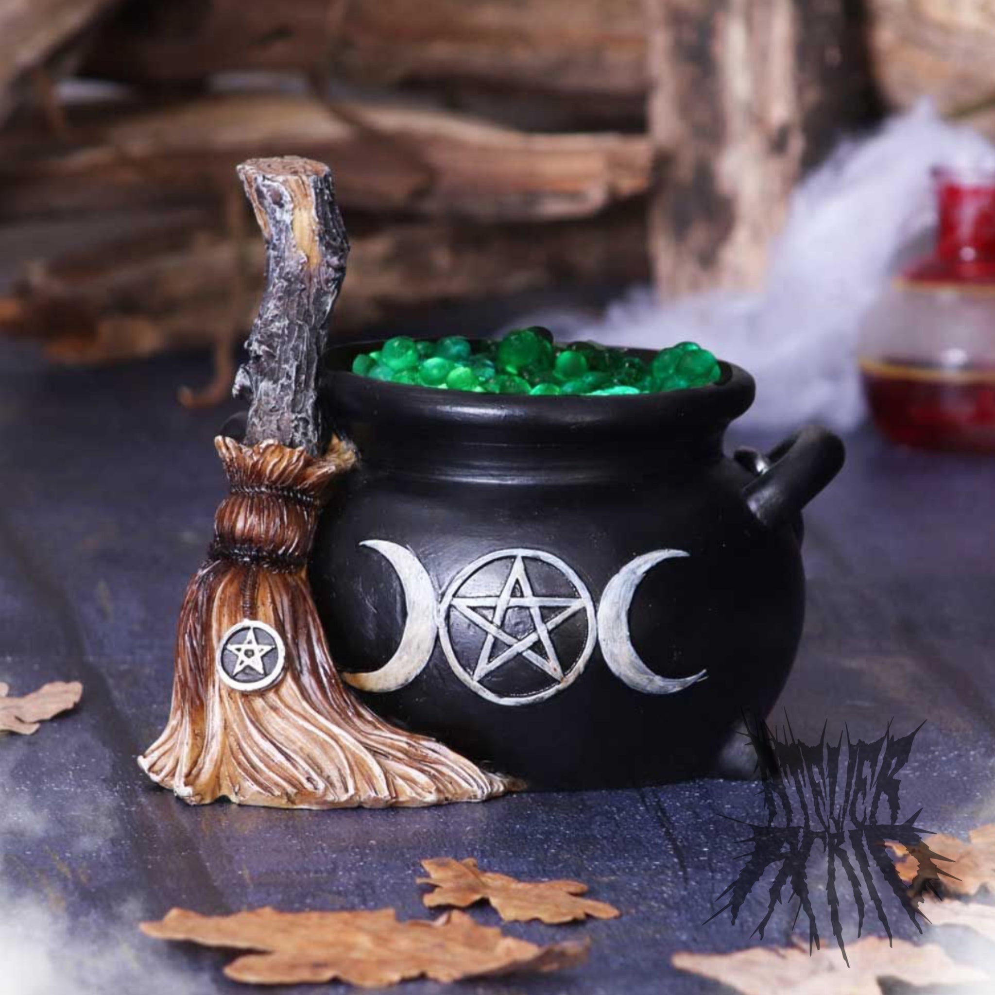 Bubbling Cauldron 14.5cm – Atelier Acrid